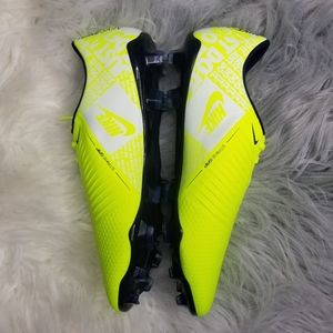 Nike | Shoes | Nike Phantom Venom Pro Fg Soccer Cleats | Poshmark